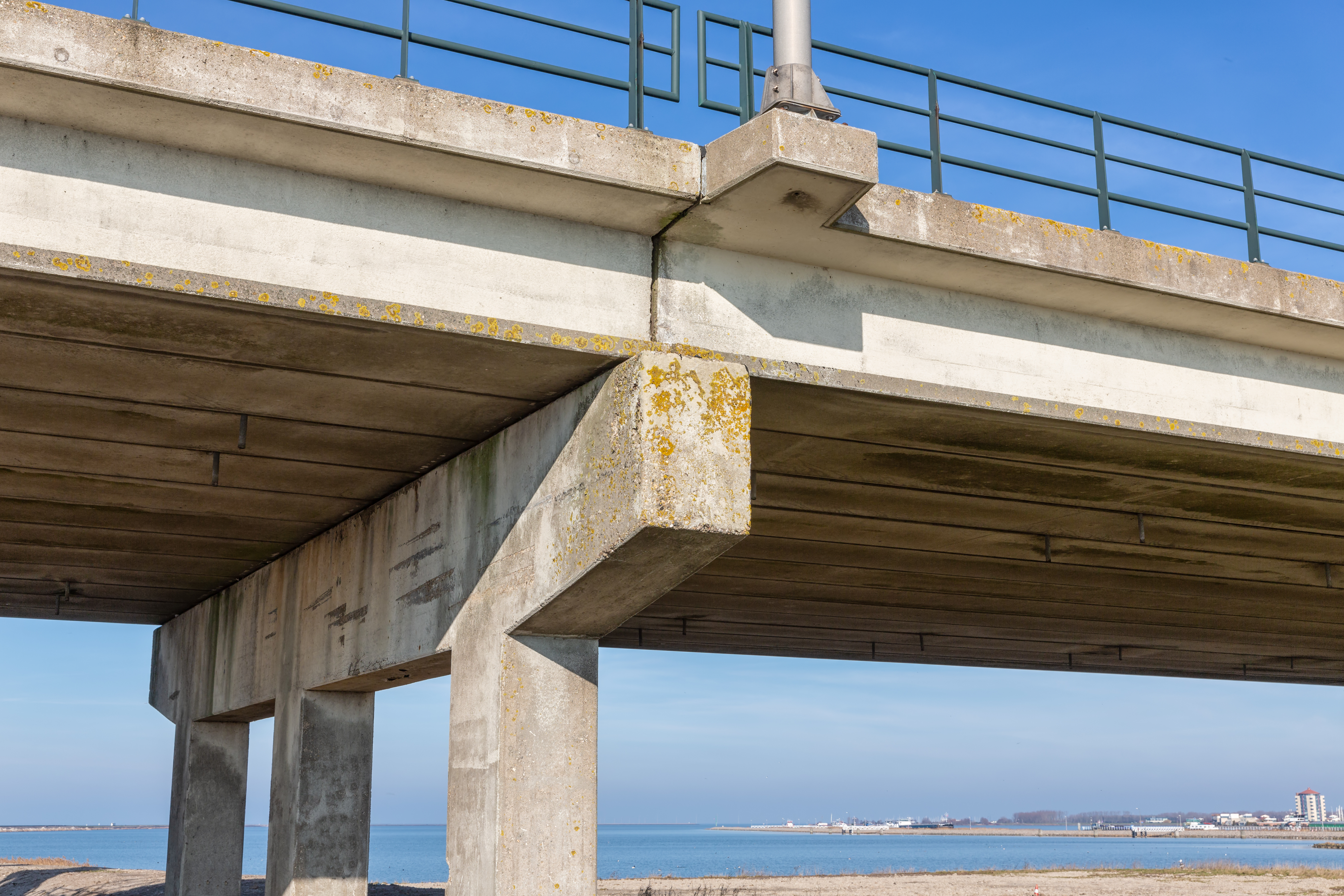 Decoding Multi-Span Bridge Design with Continuous Decks